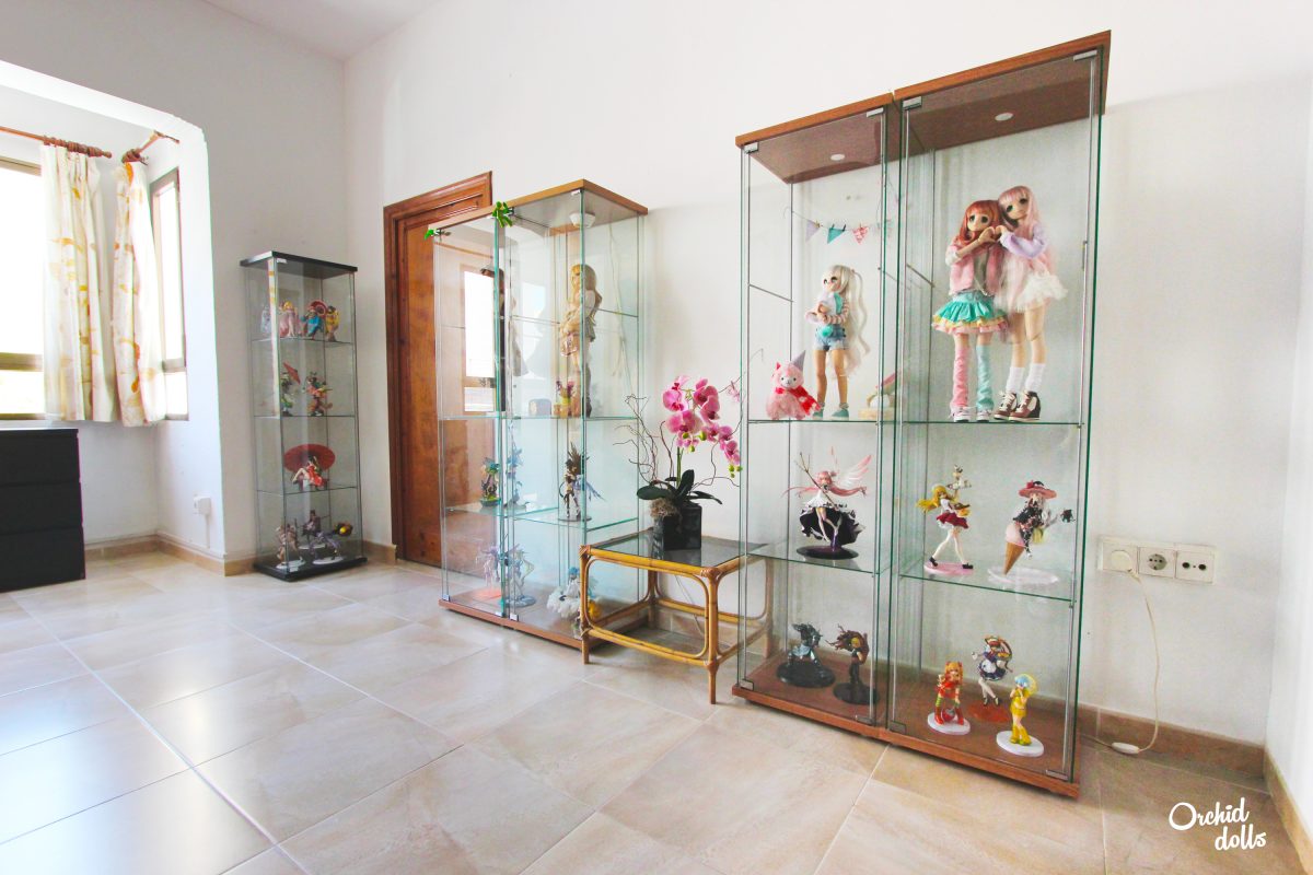 My doll and figure collection room - Orchid Dolls